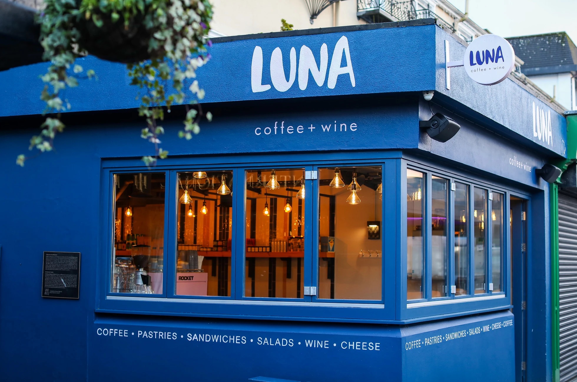 LUNA coffee + wine | Cafe + Wine bar Killarney | The Ross Hotel